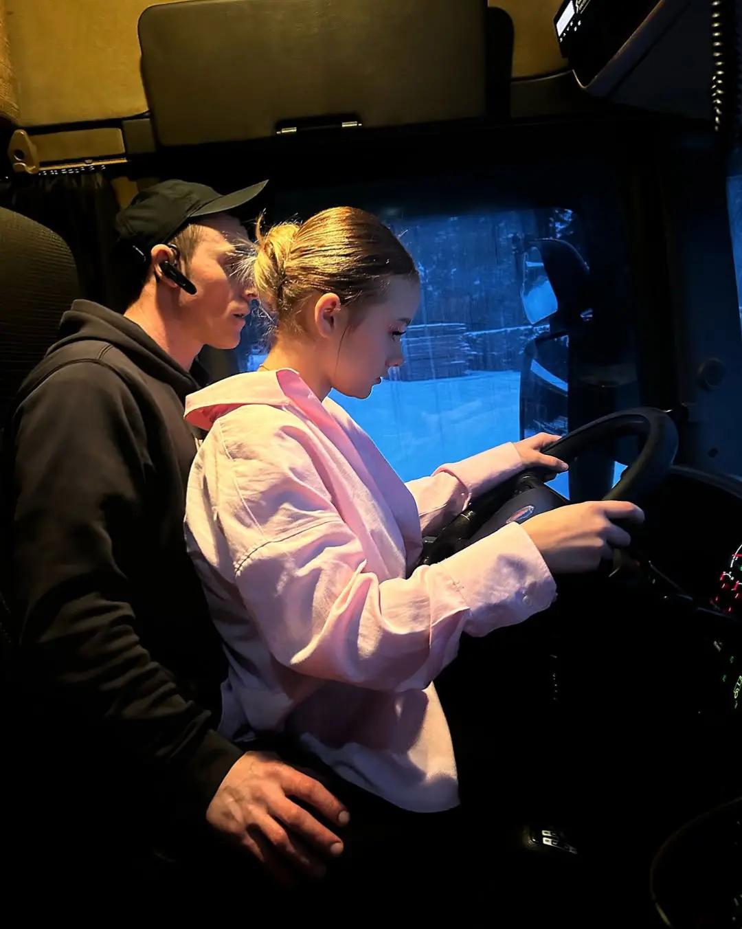 Valeria (@valerie_negurenko) - Urlebird