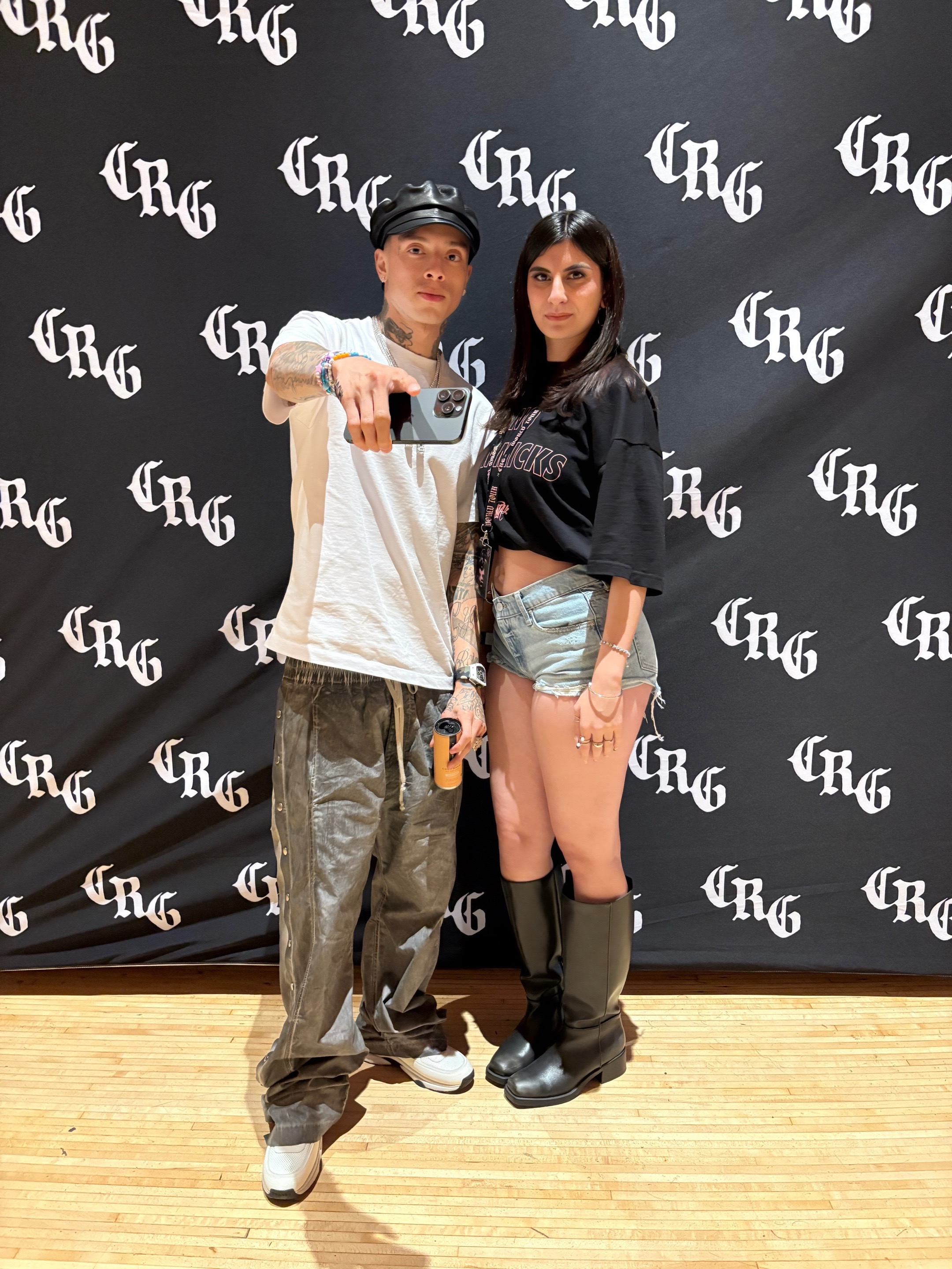 Taba (@tabaardestani) - Urlebird