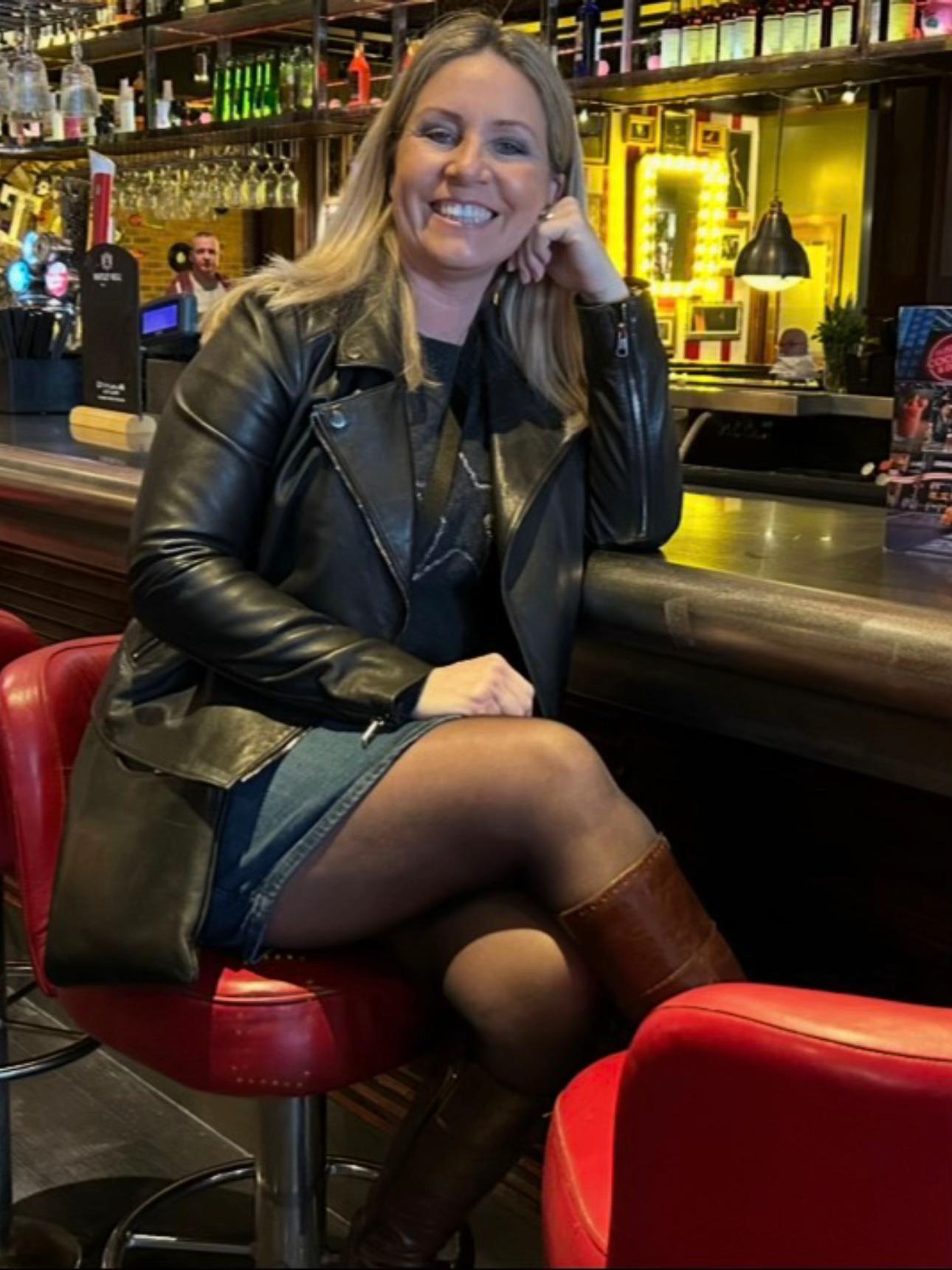 Right… who’s joining us for drinks this | Lucy Masters (@foxygeekgirl)