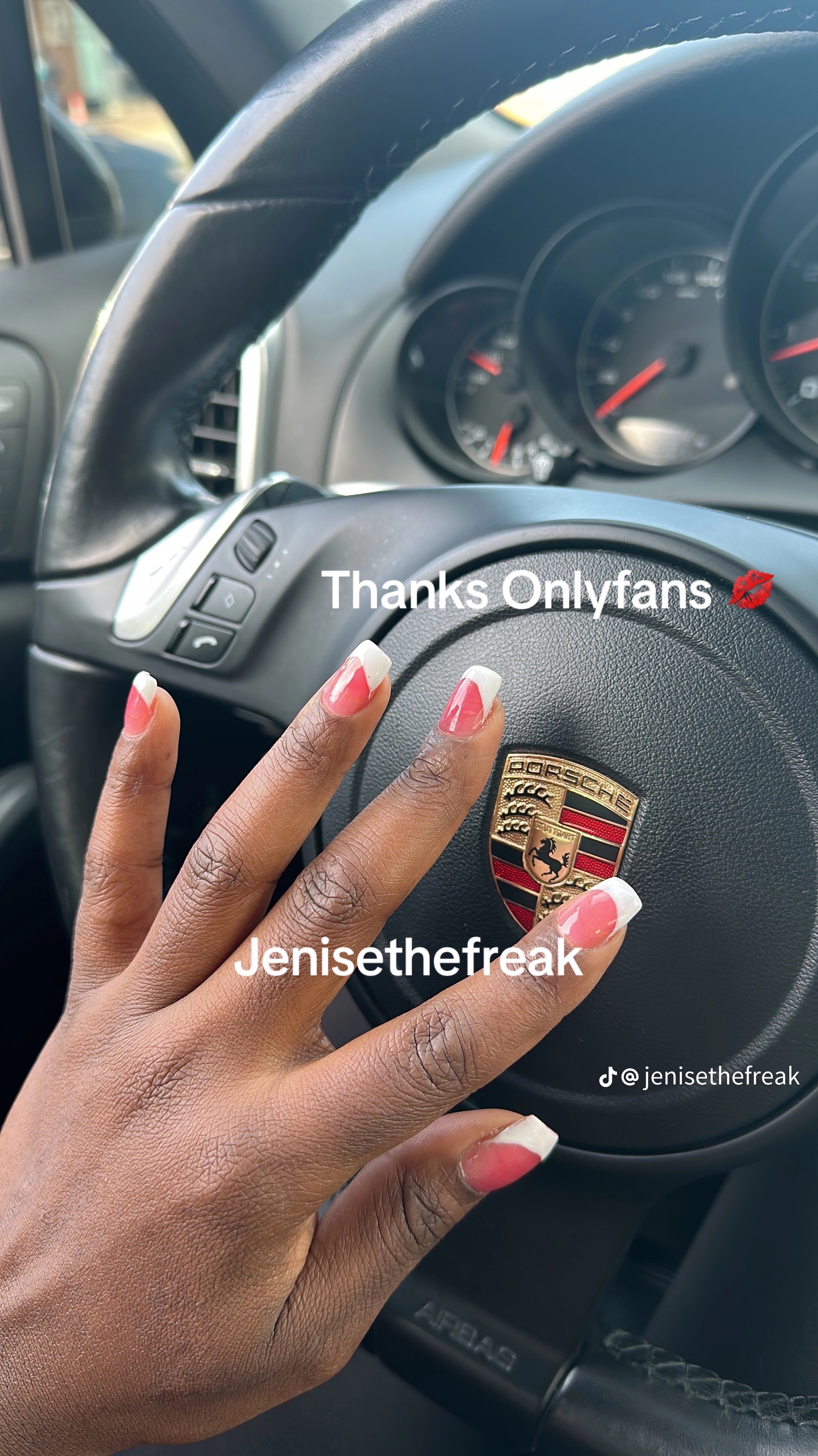 Jenise hart (@jeniseth_efreak) - Urlebird