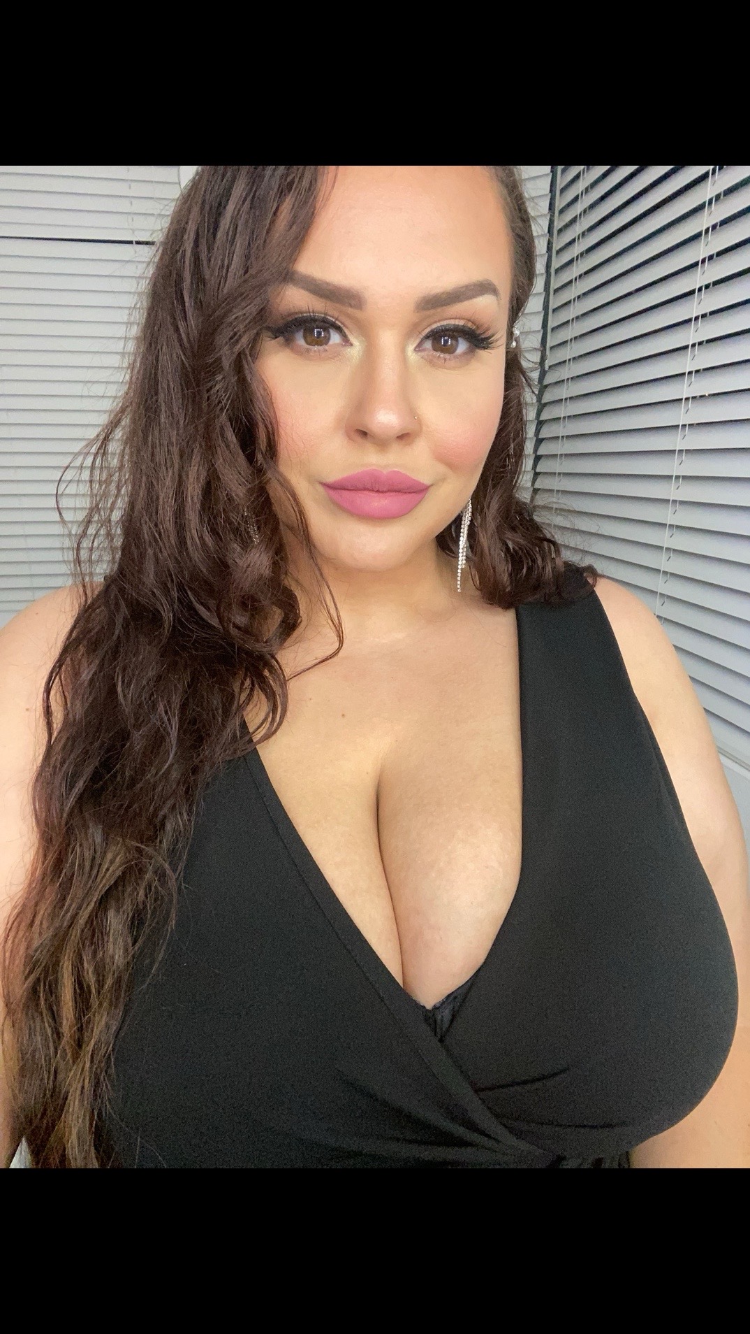 Gia Blaze 🚀 (@onlygiablaze) - Urlebird