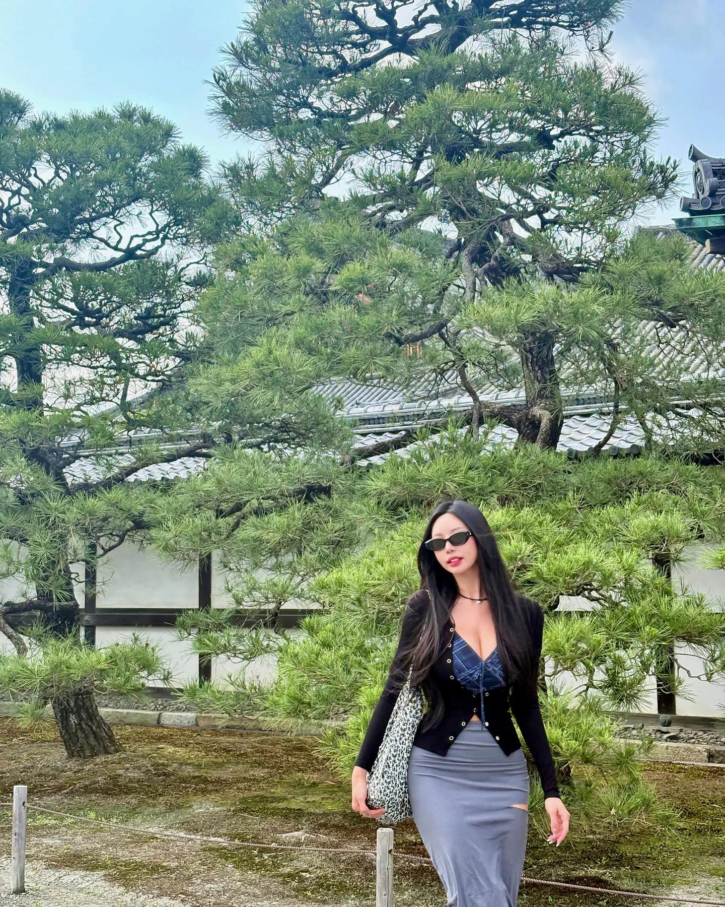 Gran Dong (@donggeuran16) - Urlebird